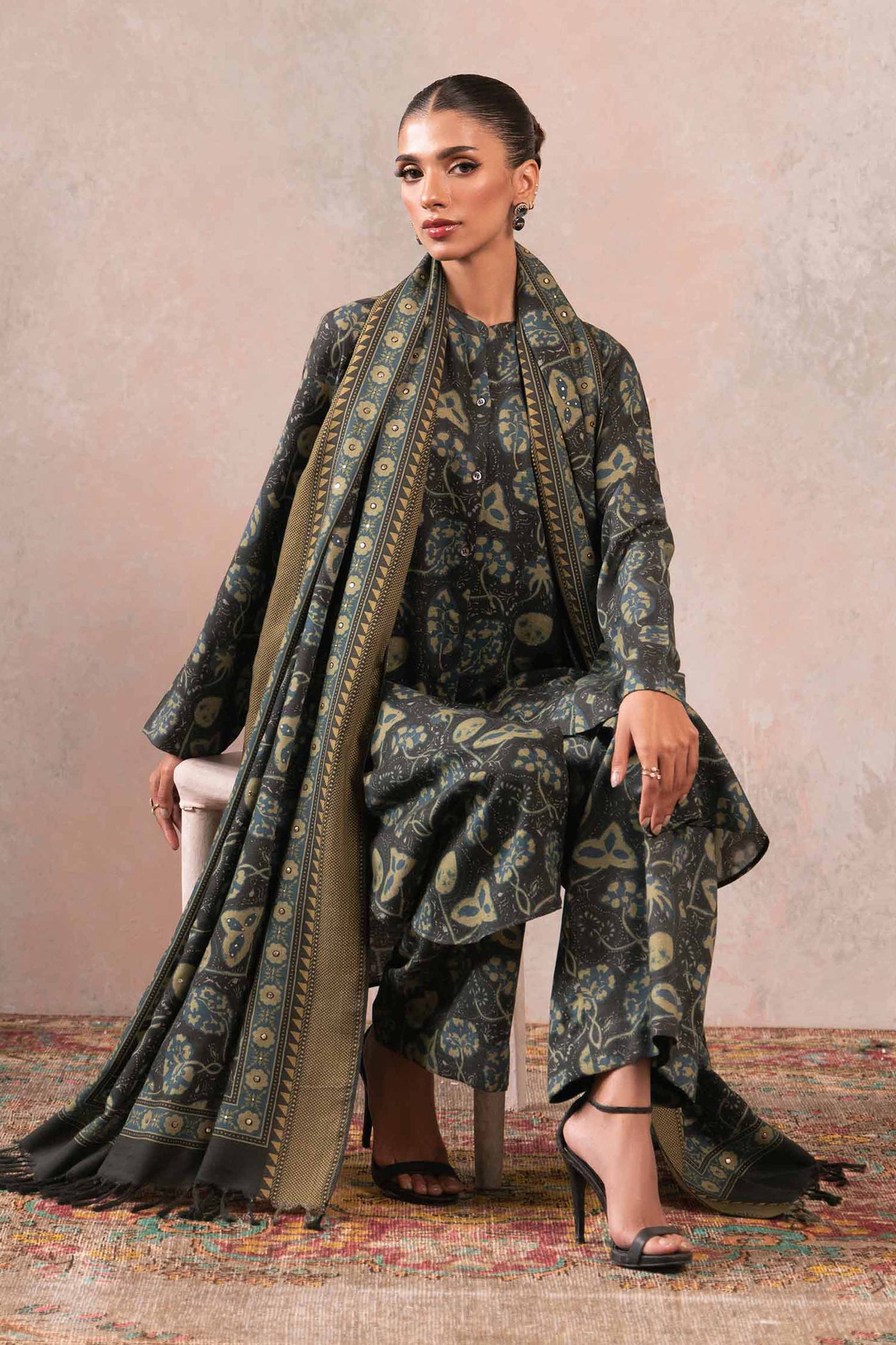 Explore Formal dresses for women online in Pakistan – Nishat Boutique