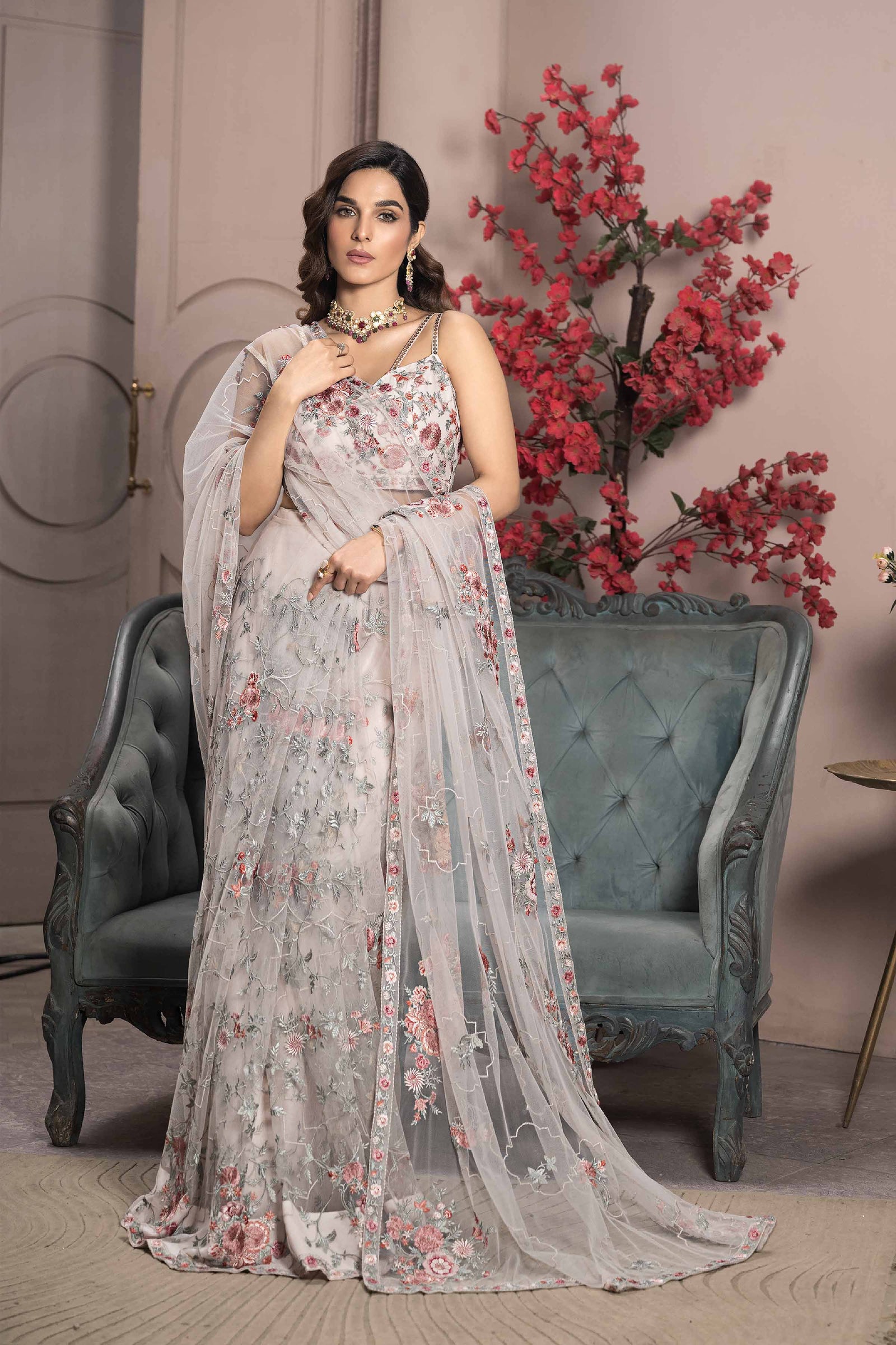 Online saree store in Pakistan | Checkout range of Saree collection ...