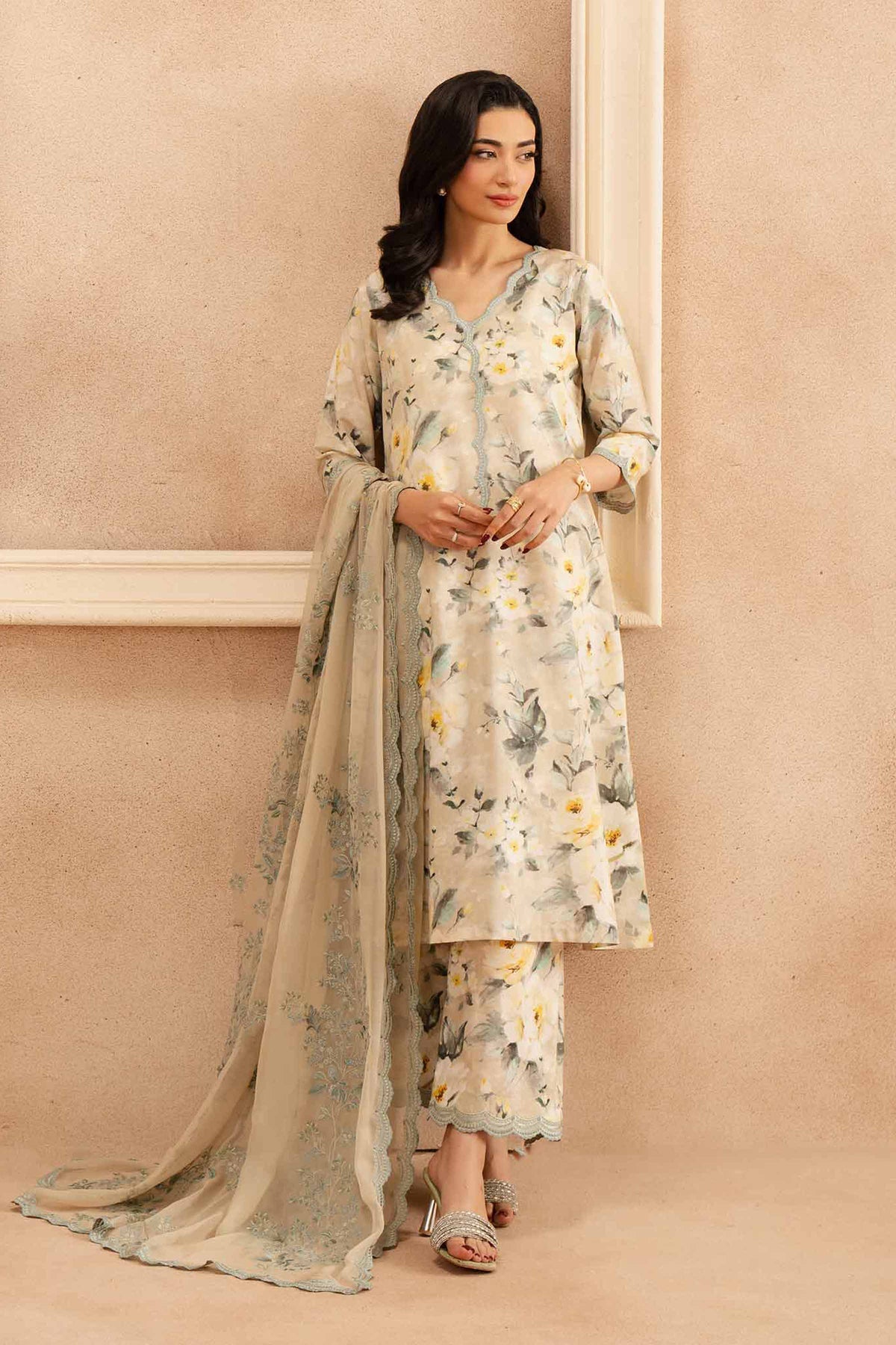 Luxury Formals, Party Wear Dresses For Women – Nishat Boutique